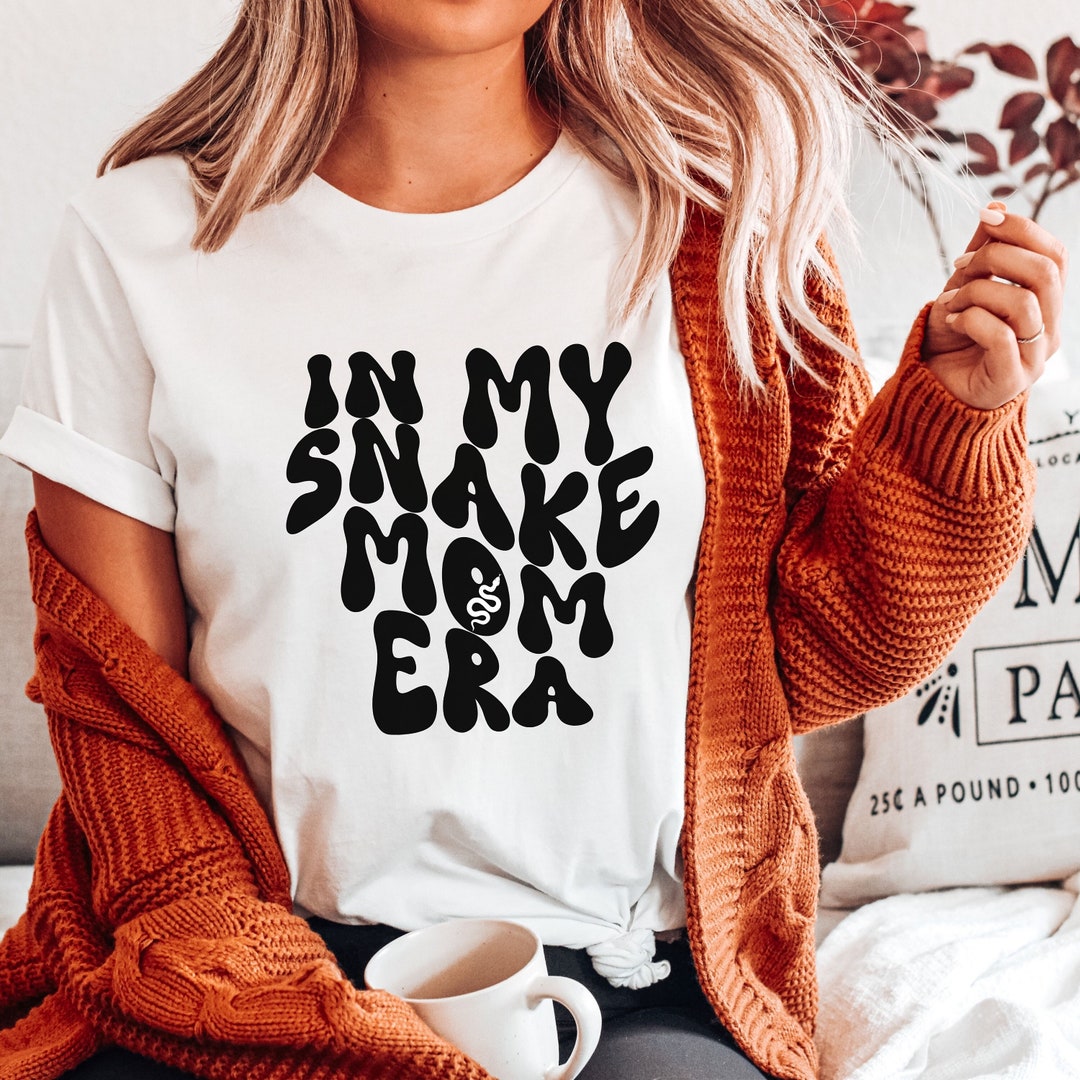 Snake Gift, in My Snake Mom Era Shirt, Unique Gift for Snake Lovers ...