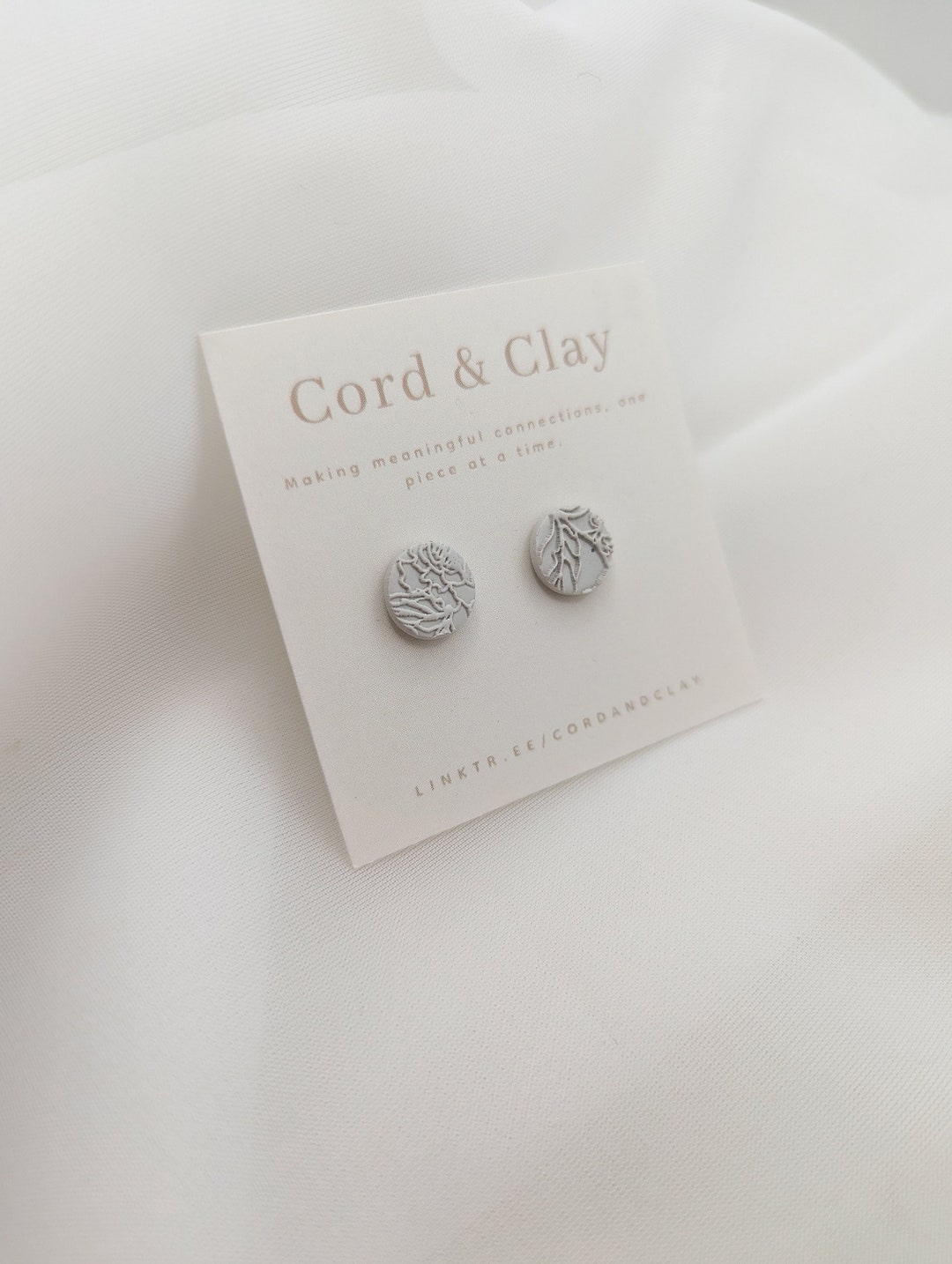 Wrenlee Light Gray Polymer Clay Basic Studs Flower Studs - Etsy