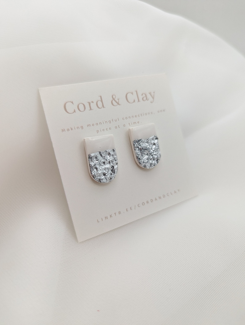 Wrenlee Light Gray Polymer Clay Basic Studs Flower Studs - Etsy