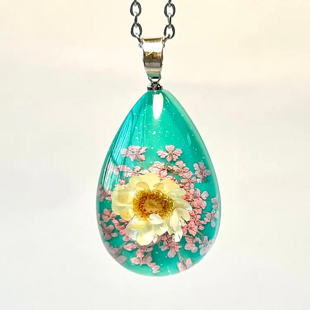 Nature's Beauty: Real Flower Resin Dried Flower Jewellery for Women- by ...