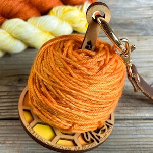 Honeybee Lemonwood Mini-minder (pat. Pend.): Portable Wrist Yarn Holder ...