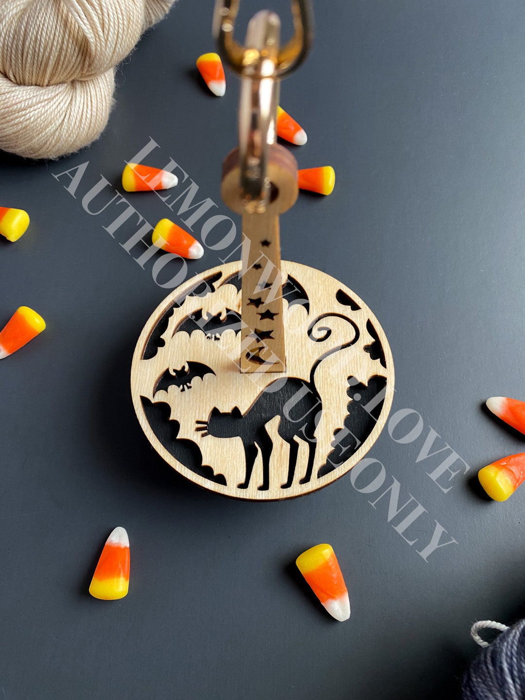 Something Familiar Lemonwood Mini Minder (PAT. PEND.): Portable Wrist ...