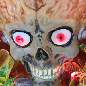 Mars Attacks Wreath - Etsy