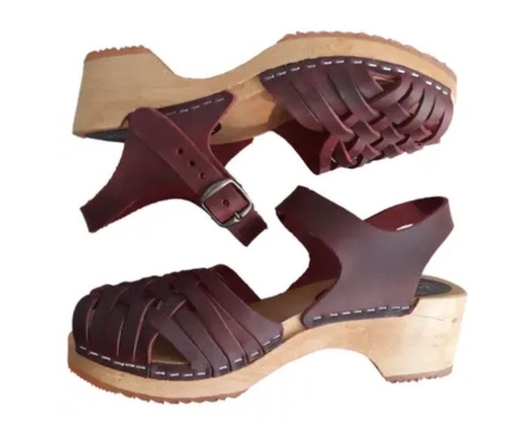 Maroon Clogs Size 7 - Etsy