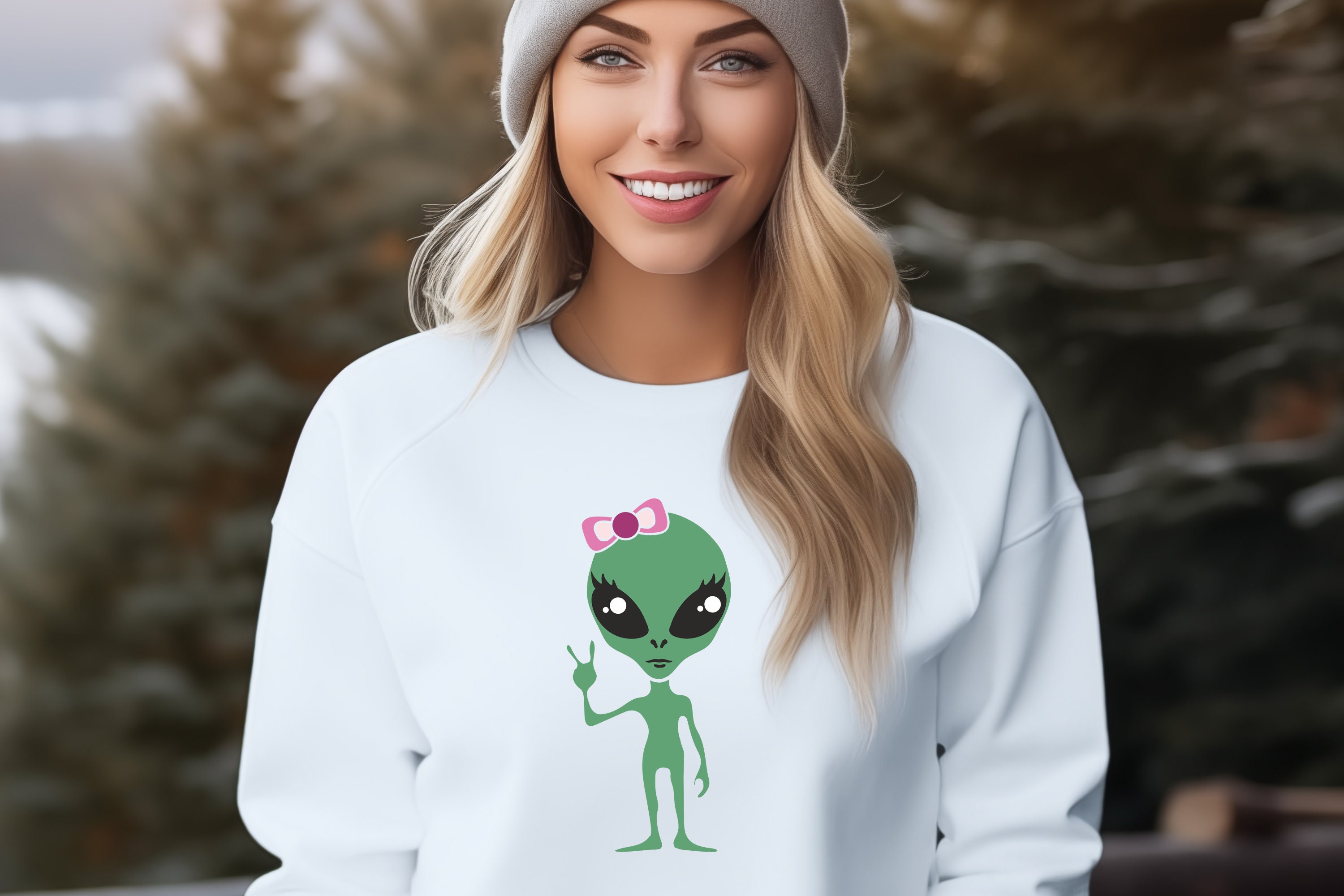 Cute Alien SVG, Funny Alien Cricut File, UFO Svg, Retro Alien Design ...