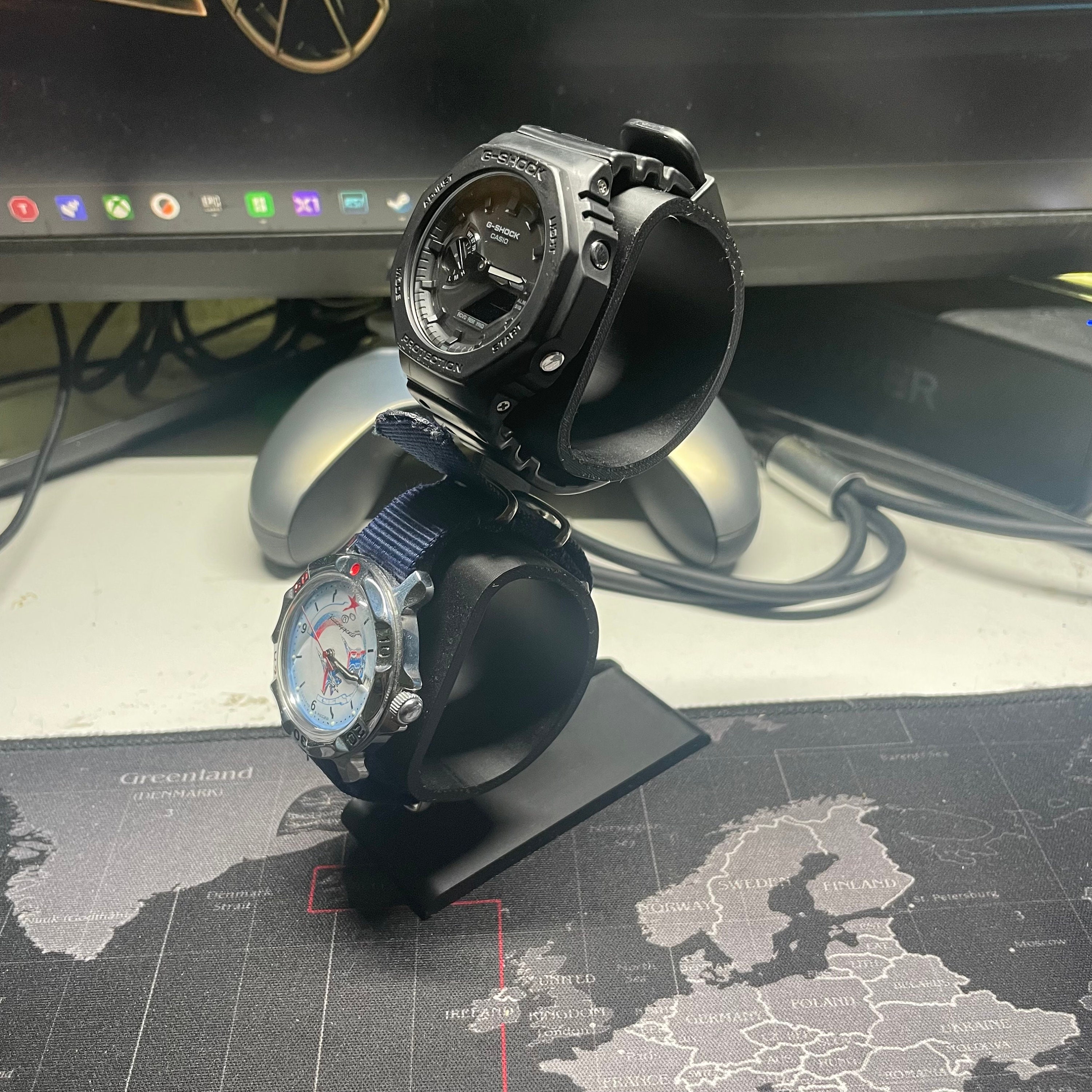 Double Decker Floating Watch Stand - Etsy