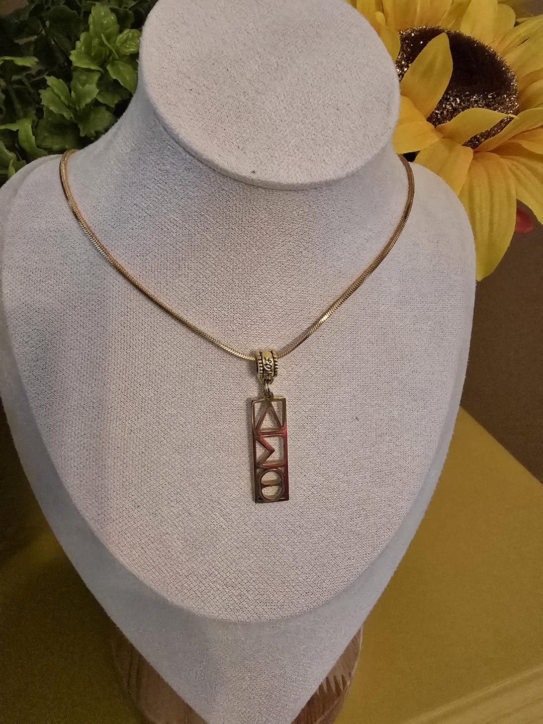 Delta Sigma Theta Vertical Necklace- Sorority Necklace - Delta Jewelry ...