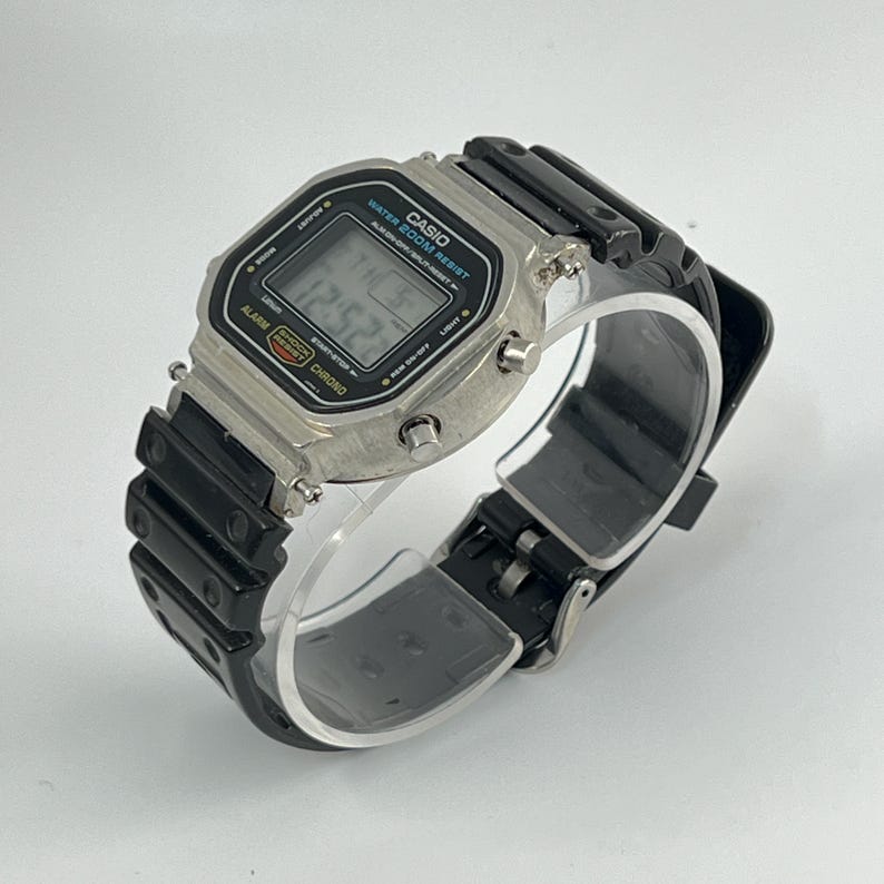 Vintage Casio 901 DW-5600 Digital Watch, Shock Resist. - Etsy
