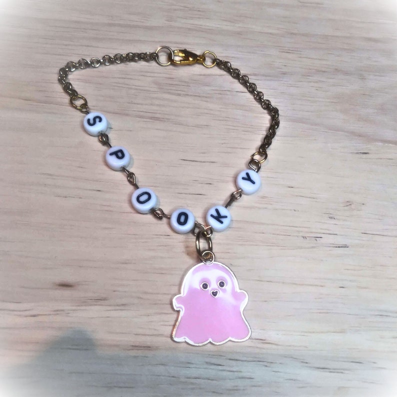 Pink Spooky Ghost Bracelet - Etsy