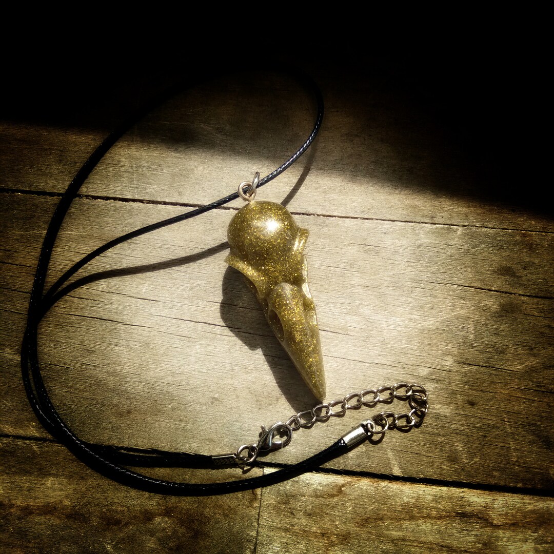 Sparkling Gold Raven Skull Necklace - Etsy