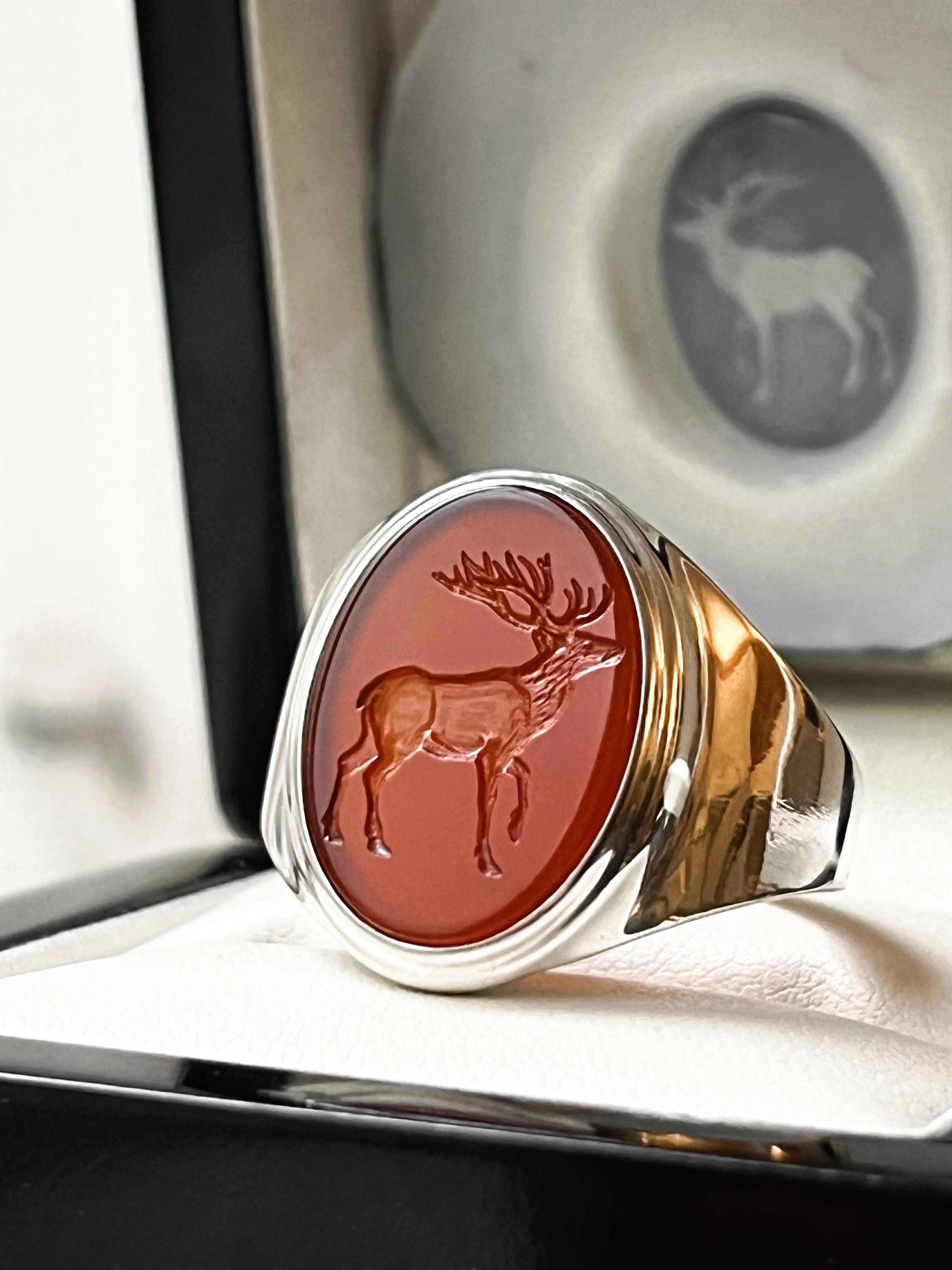 Bespoke Deer Intaglio Ring Signet Ring Agate With Engraving 13x18mm ...