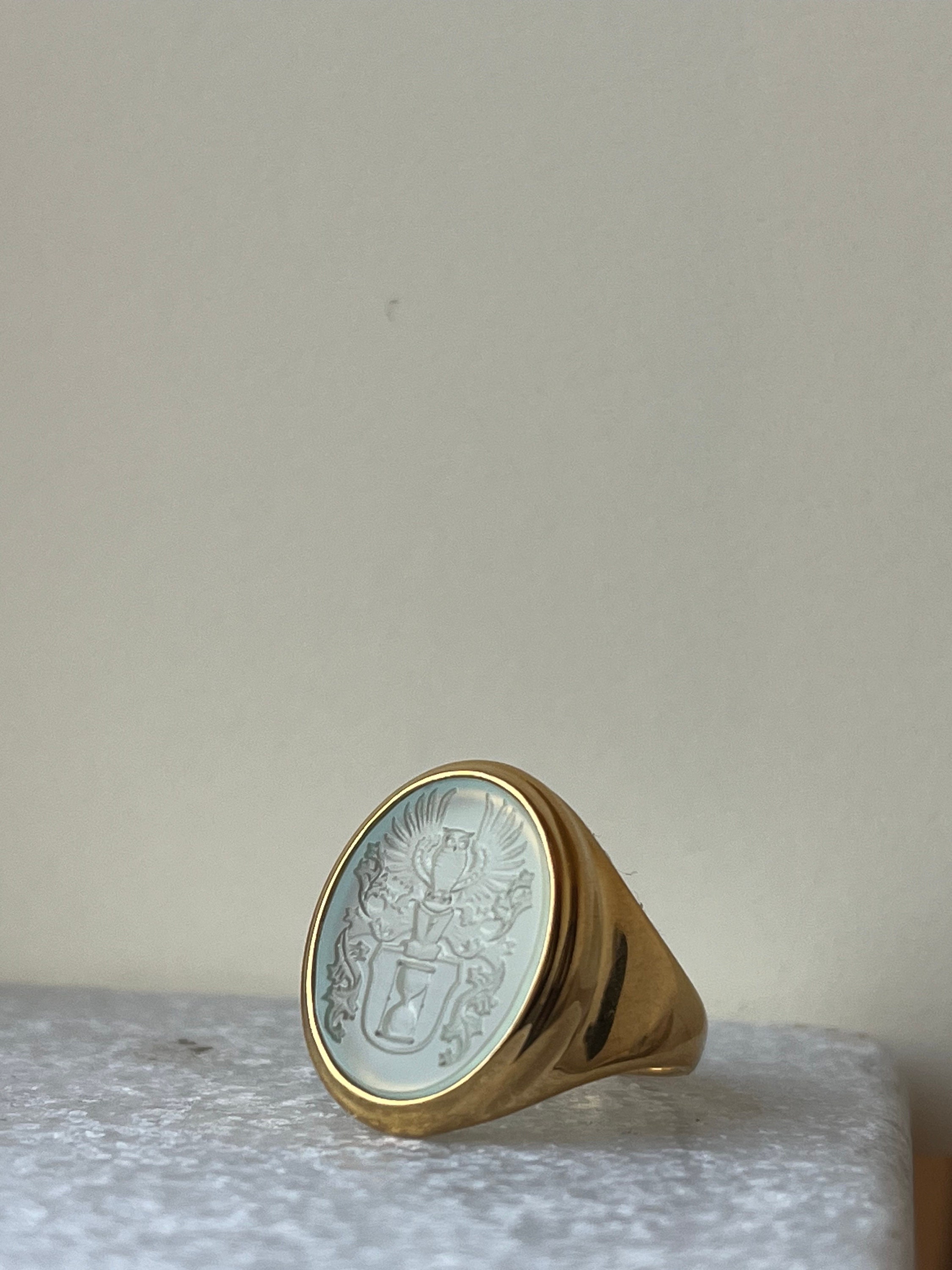 Custom Coat of Arms Agate Signet Ring Family Crest Custom Engraved ...