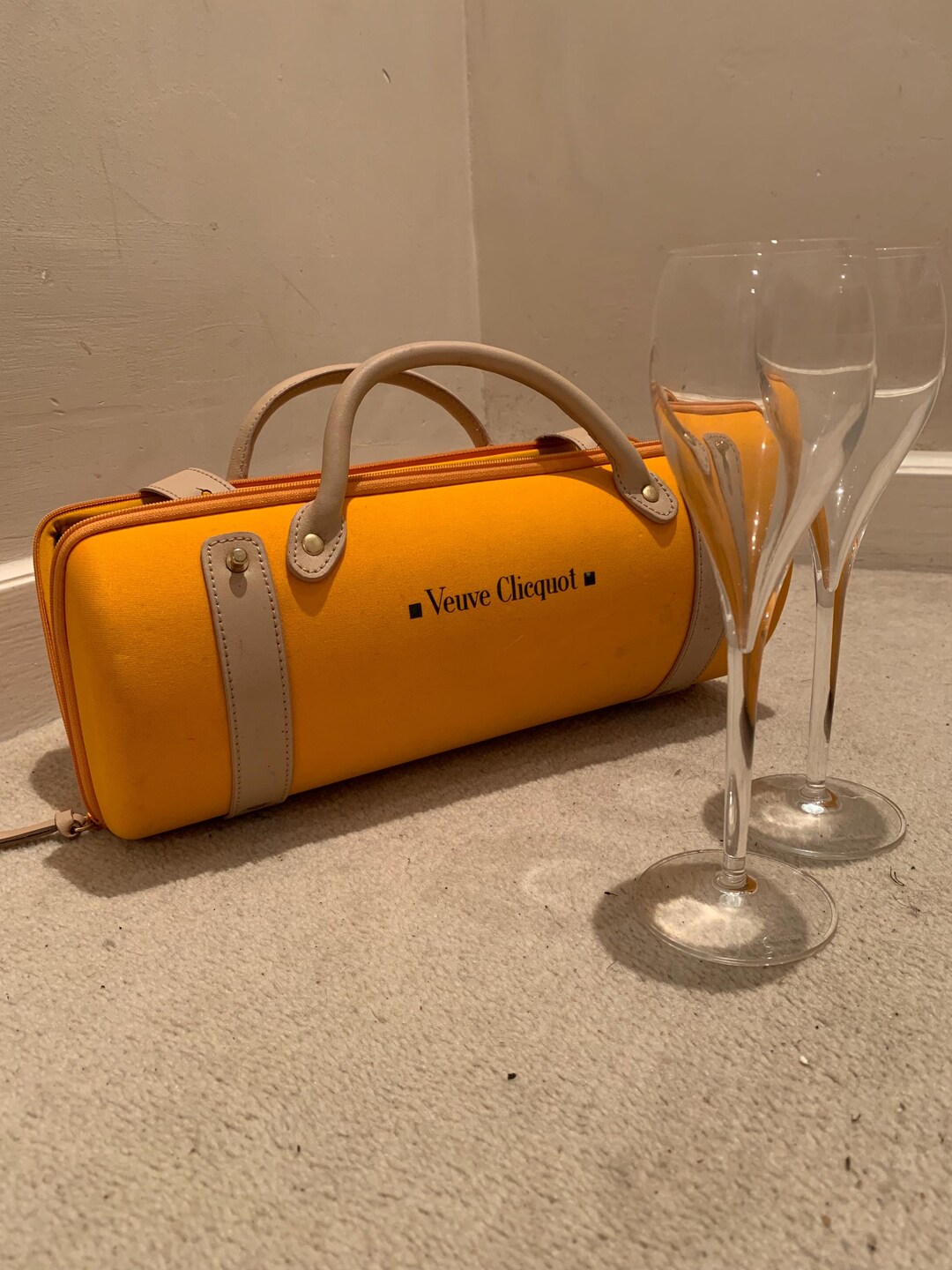 Vintage Veuve Cliquot Carrier With Two Flutes - Etsy