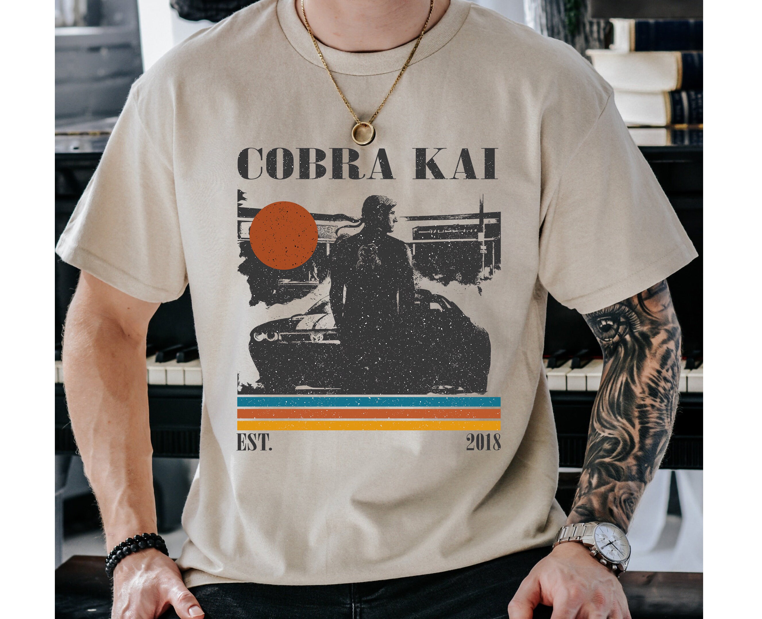 Chemise Cobra Kai, sweat à capuche Cobra Kai, sweat-shirt Cobra Kai, produits dérivés Cobra Kai ...