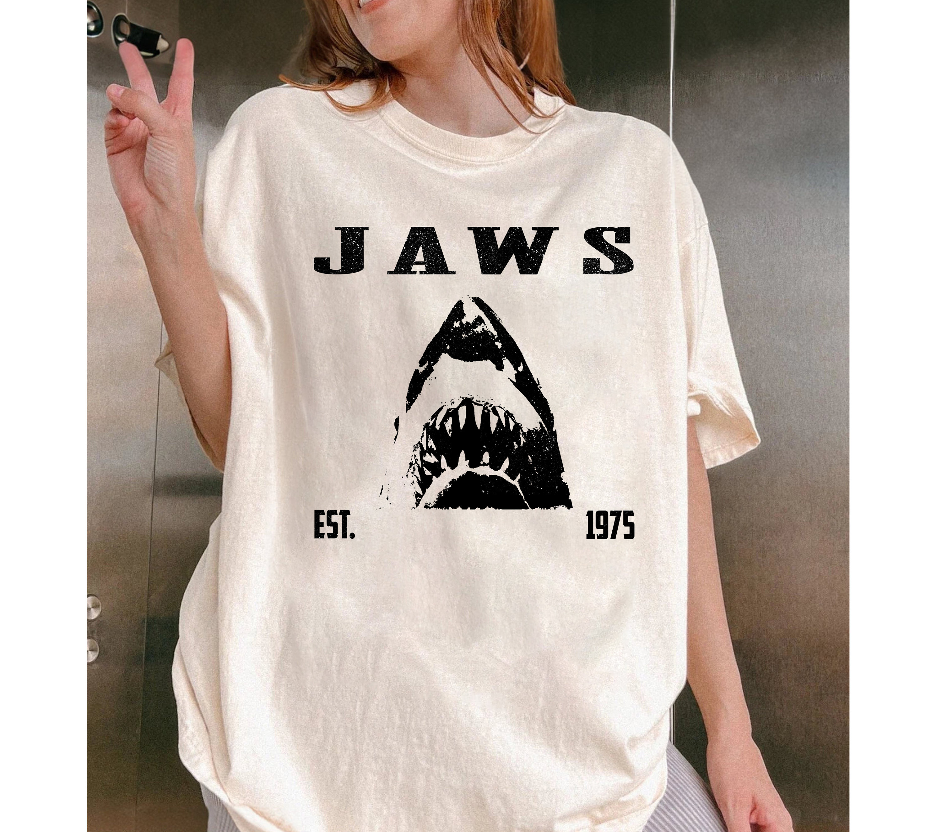 Jaws Movie Shirt, Jaws Film T-shirt, Jaws Retro Modern Tee, Movie Short Sleeve Tee, Sweatshirt ...