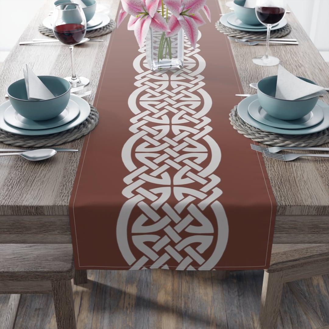 Red Table Runner With Viking Design, Design belti - Etsy