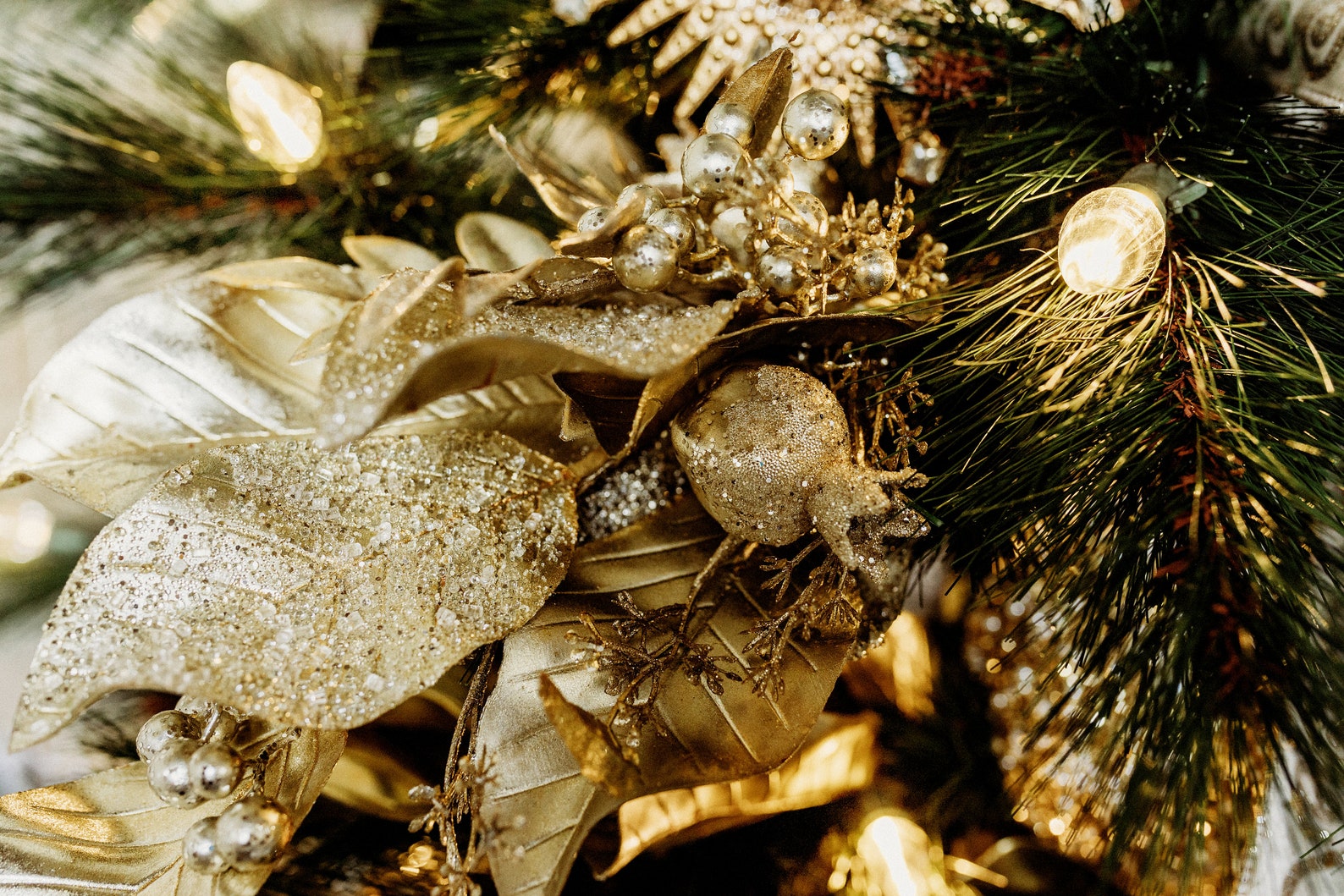 The Féérik Kit - ''the Golden Magician" | Complete Set of Ornaments and ...