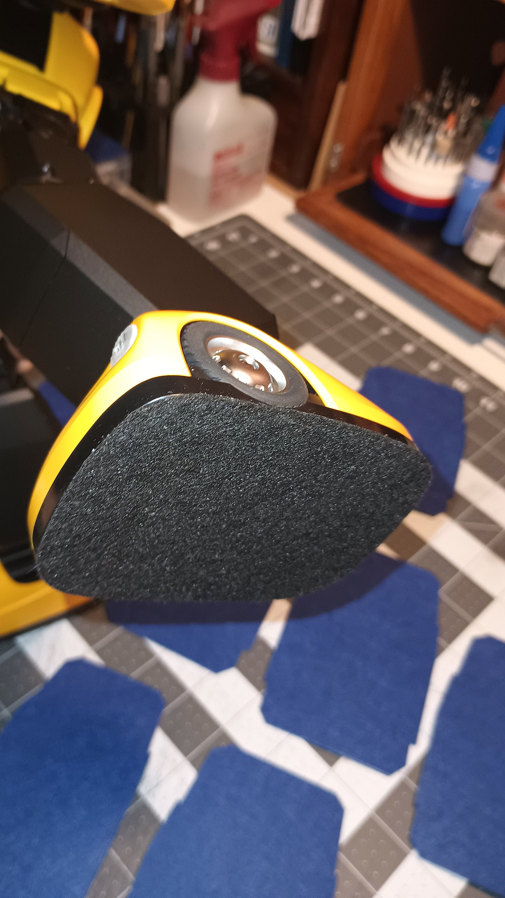 Stand Robosen Optimus Prime and Bumble Bee Foot and Fist Pads Protects ...