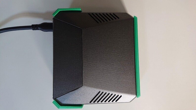 Wall Mount Bracket Holder for Raspberry Pi 4 Argon One Case (V1 & V2 ...