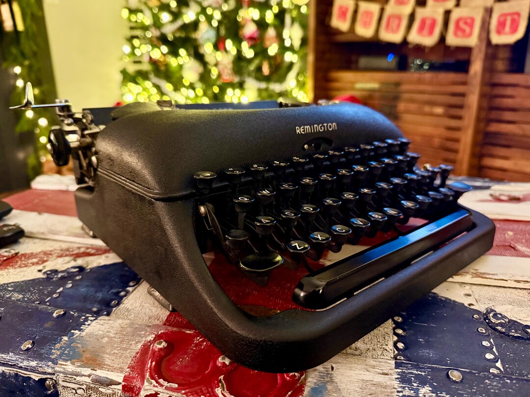 1940’s Remington Rand Typewriter - Cool Design/decor Piece - Etsy