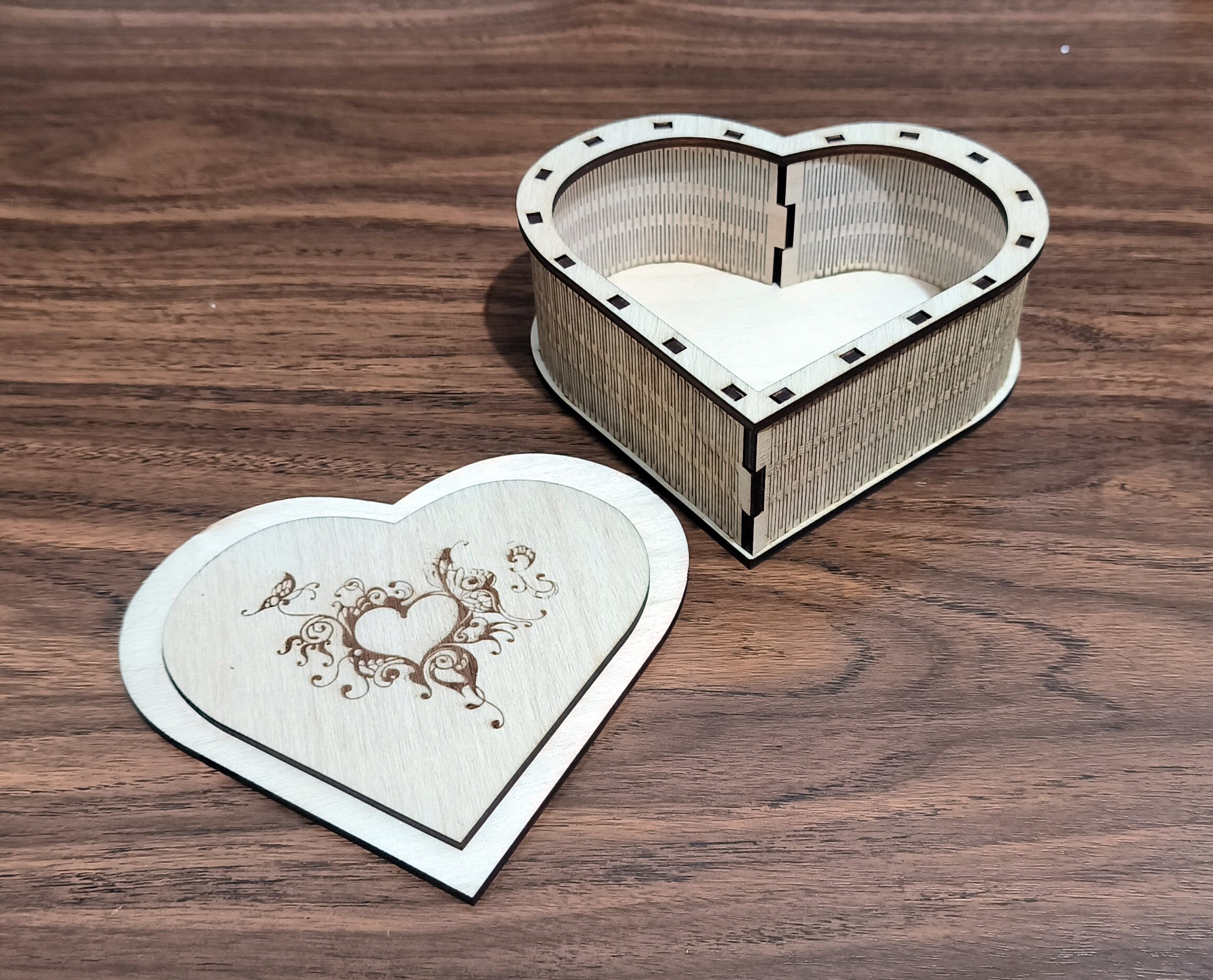 File for Laser Cutting of a Heart-shaped Wooden Box With a Phrase of ...