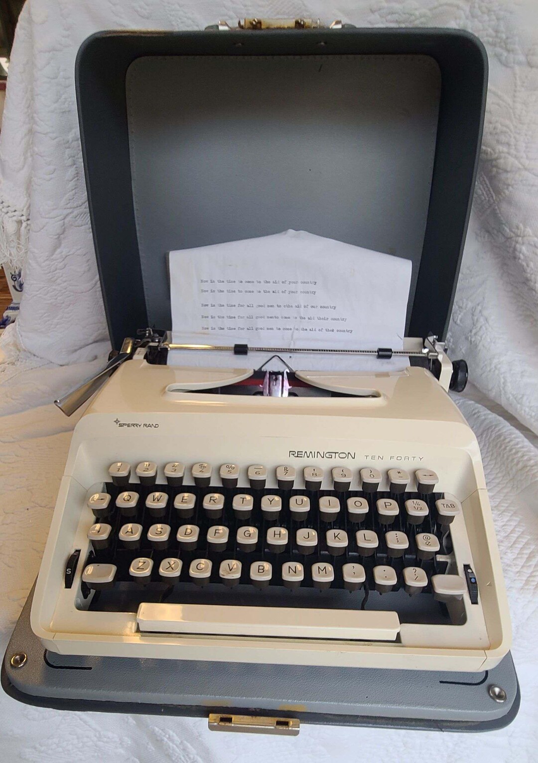 Vintage Retro 1969's Remington Ten-forty Sperry Rand Typewriter - Etsy