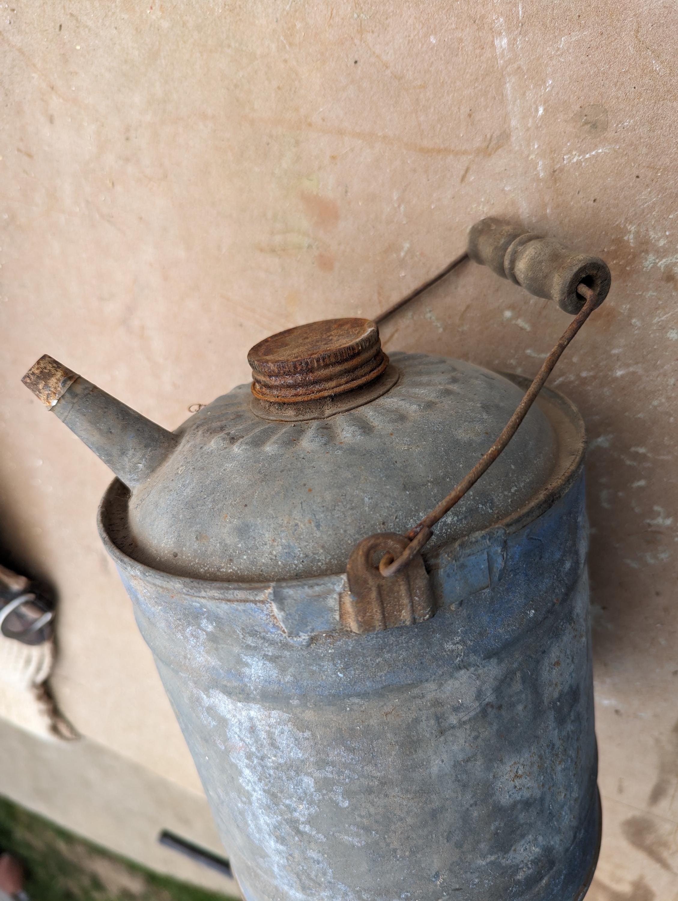 Vintage Galvanized Wire Bail Handle Oil Can - Etsy