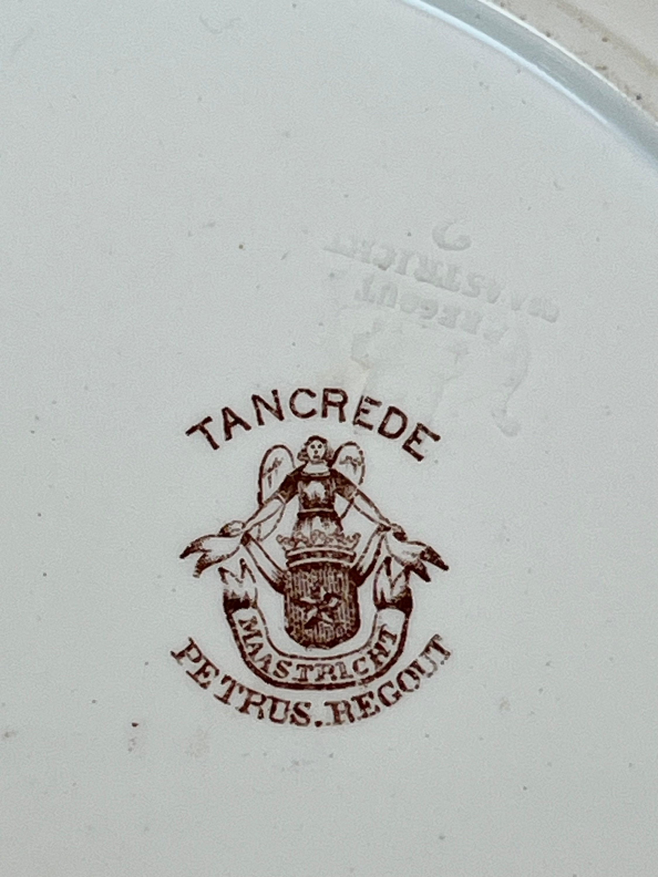 Petrus Regout - Décor Tancrede - Antique Plate - Maastricht Pottery ...
