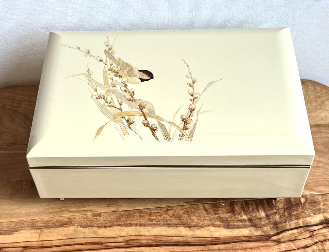 Mid Century Cream Lacquer Rectangular Chickadee Made in Japan Otagiri ...