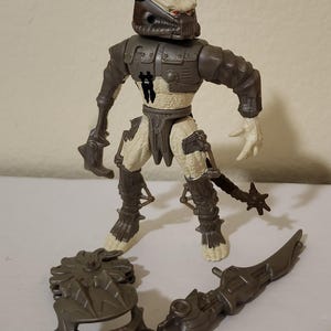 1996 Kenner Predator Spiked Tail Predator Action Figure Complete Very ...