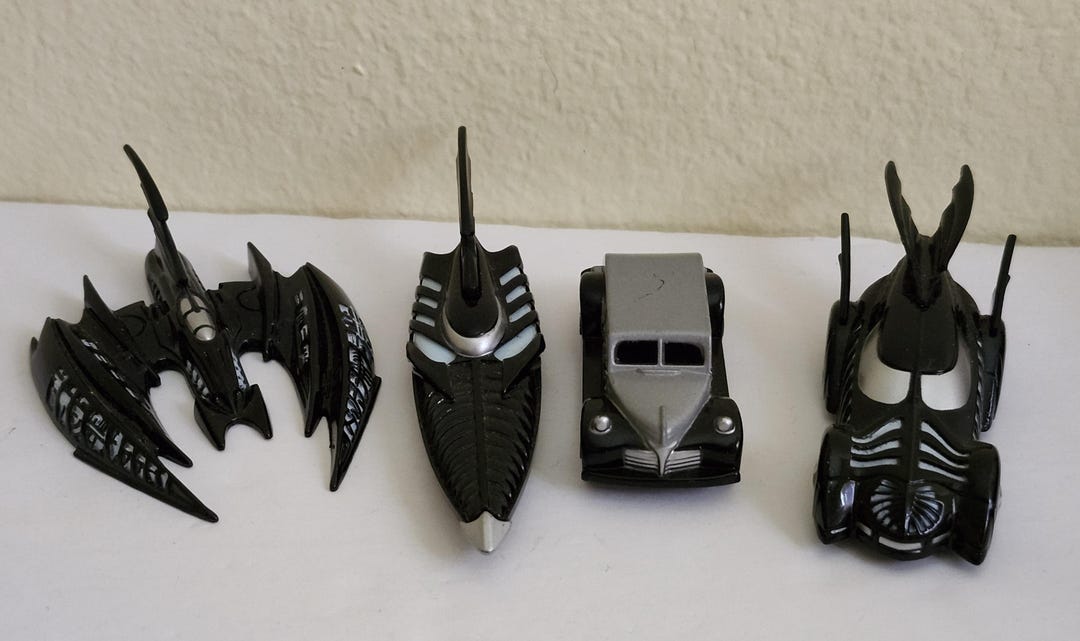 1995 Kenner Batman Forever Diecast Car Vehicles Batmobile Batwing ...