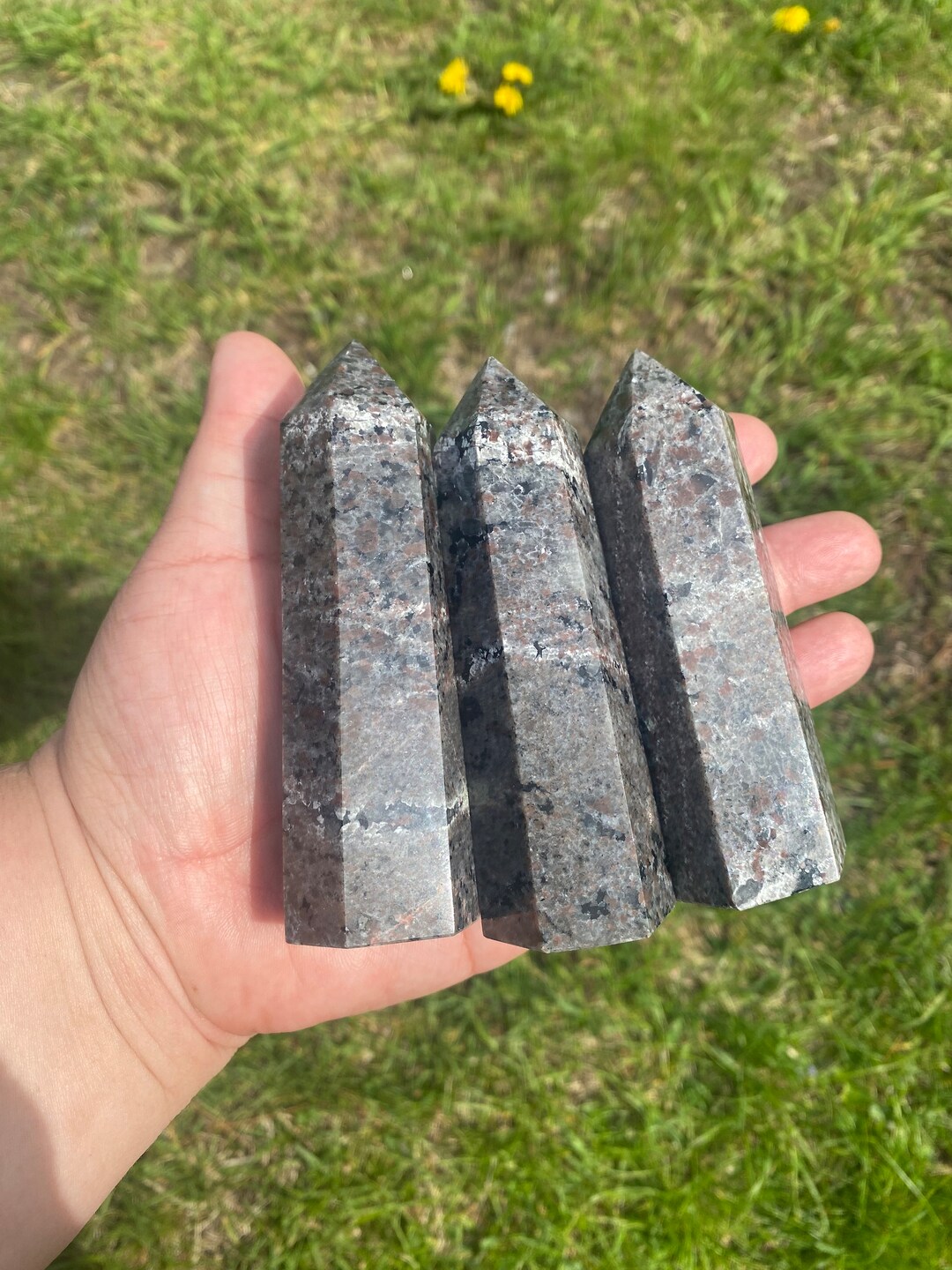 Yooperlite Crystal Points | UV Reactive | (you Pick) - Etsy