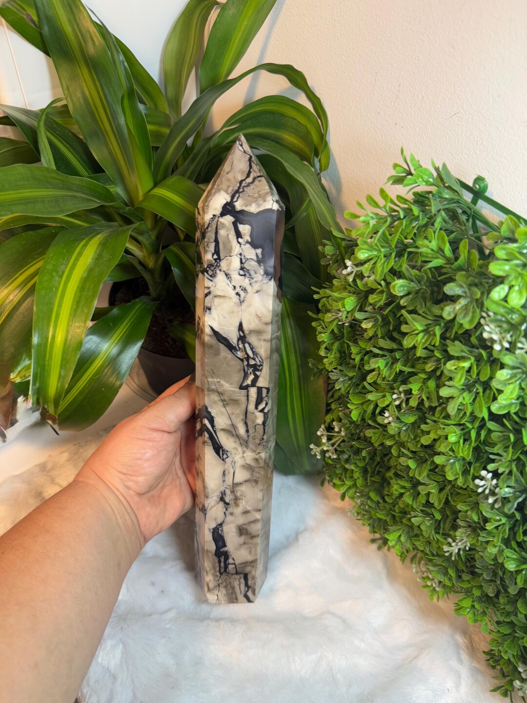 Volcano Agate Tower | UV Reactive Volcano Agate Tower | Fluorescent ...