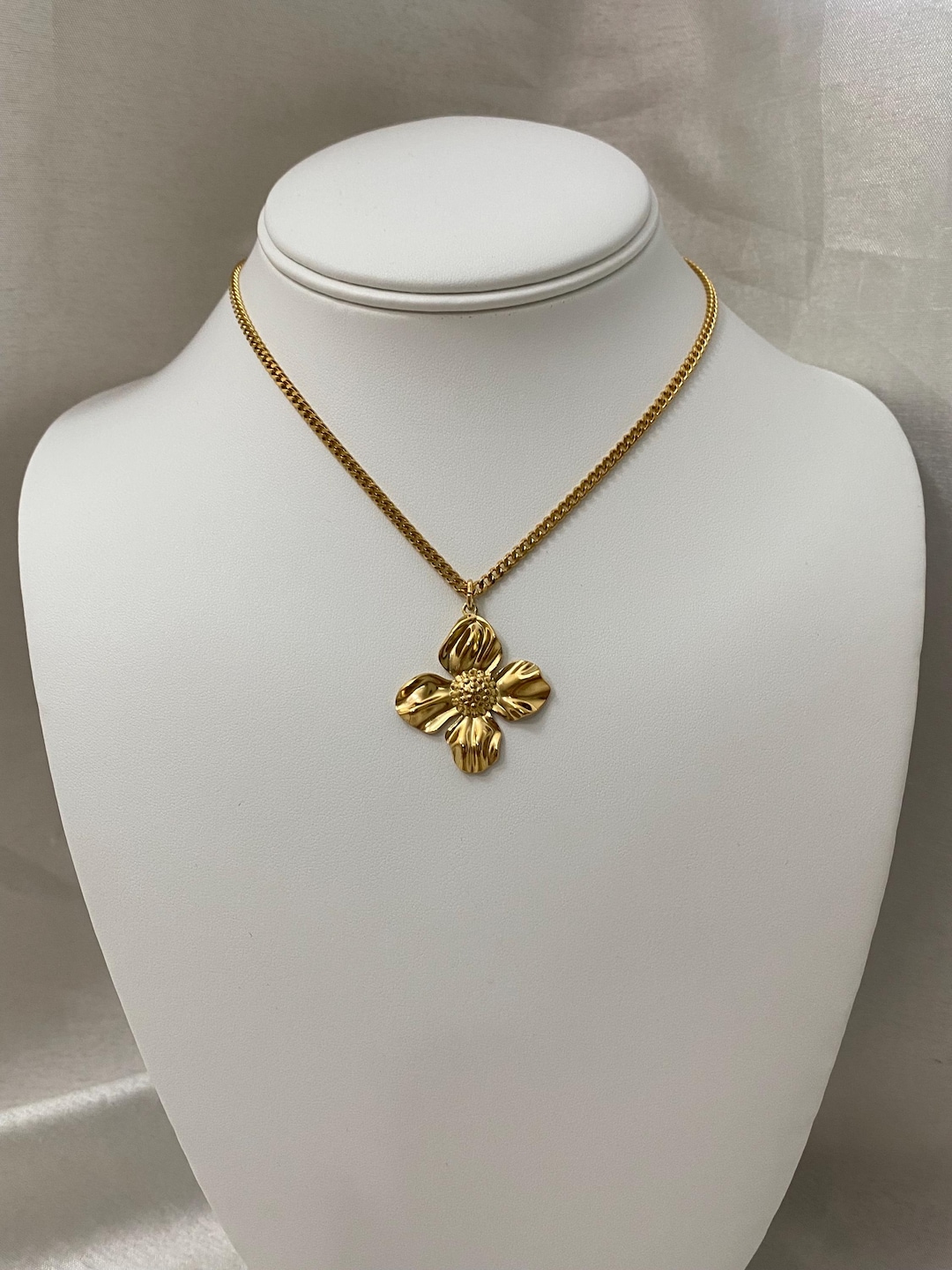 Gold Spring Flower Necklace, Flower Necklace, Spring Necklace, Spring ...
