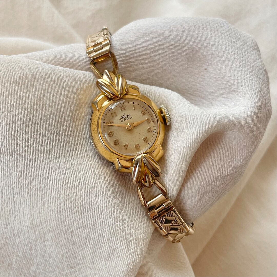 Vintage 1940s/50s Art Deco Hand Wind up Rolled Gold Ornate Case Round ...