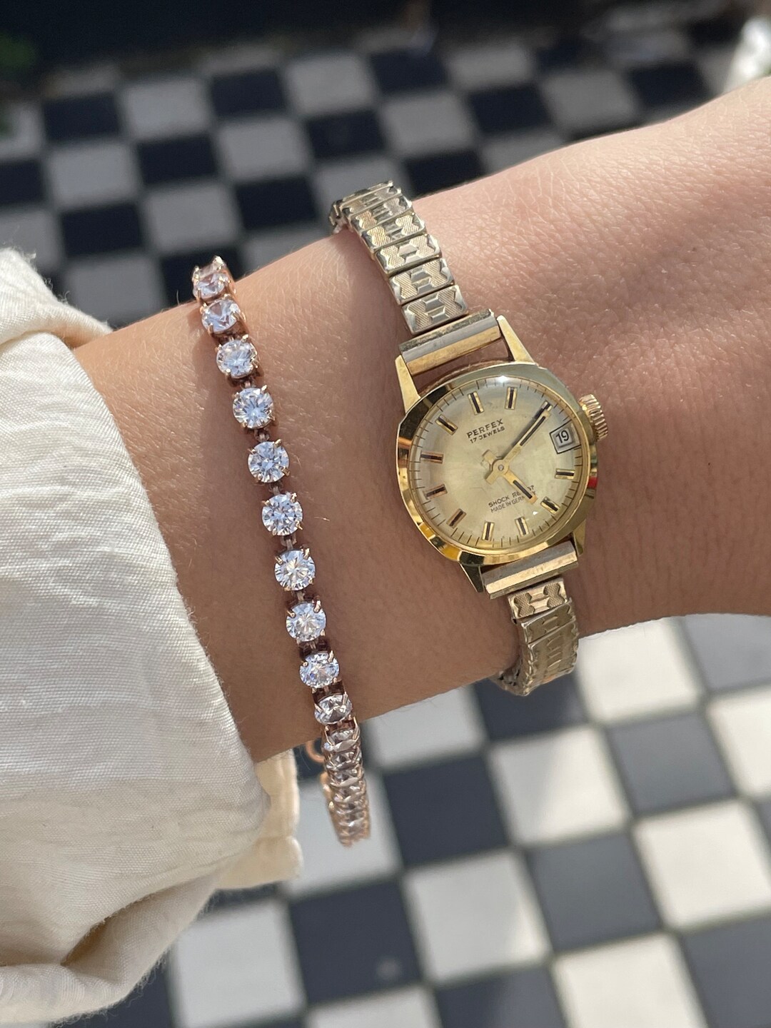 Vintage 1970s Swiss Manual Wind up 17 Jewels 10k Rolled Gold Stretchy ...