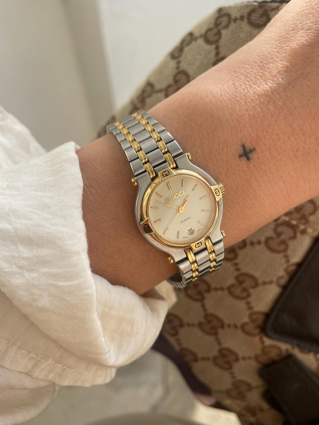 Rare Stunning Vintage 1990s Gucci 9000L Silver Steel & Gold Plated Chain Link Strap Cream Dial ...