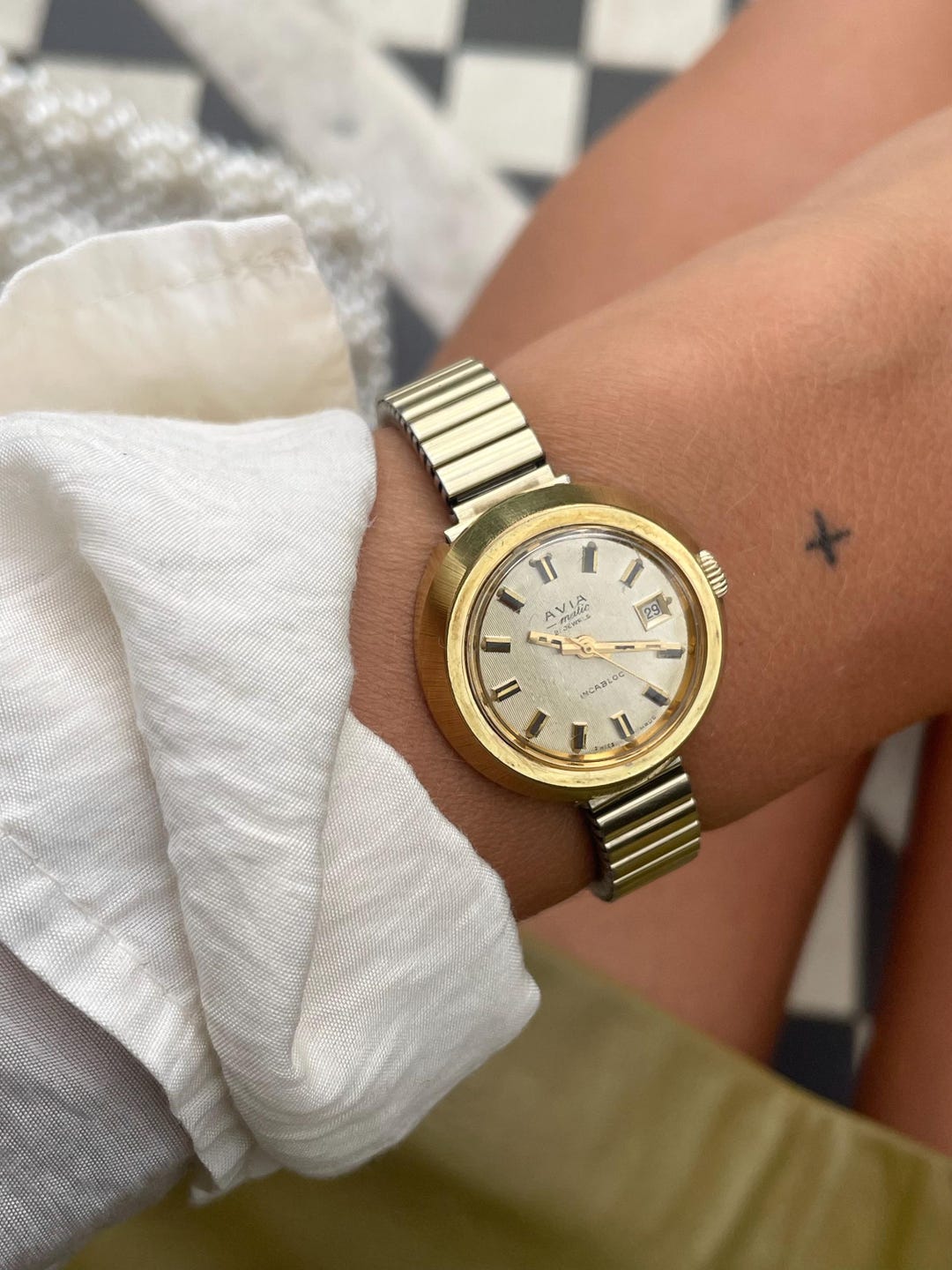 Vintage 1970s Avia Ladies Automatic Watch, Rolled Gold, Swiss Made - Etsy