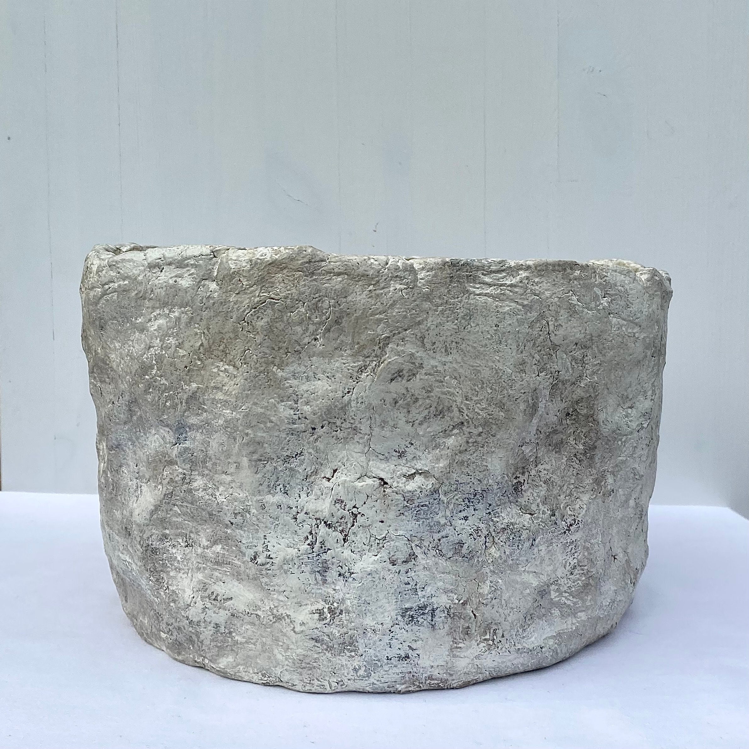 Antique Limestone-style Planter Small European Stone-textured Olive ...
