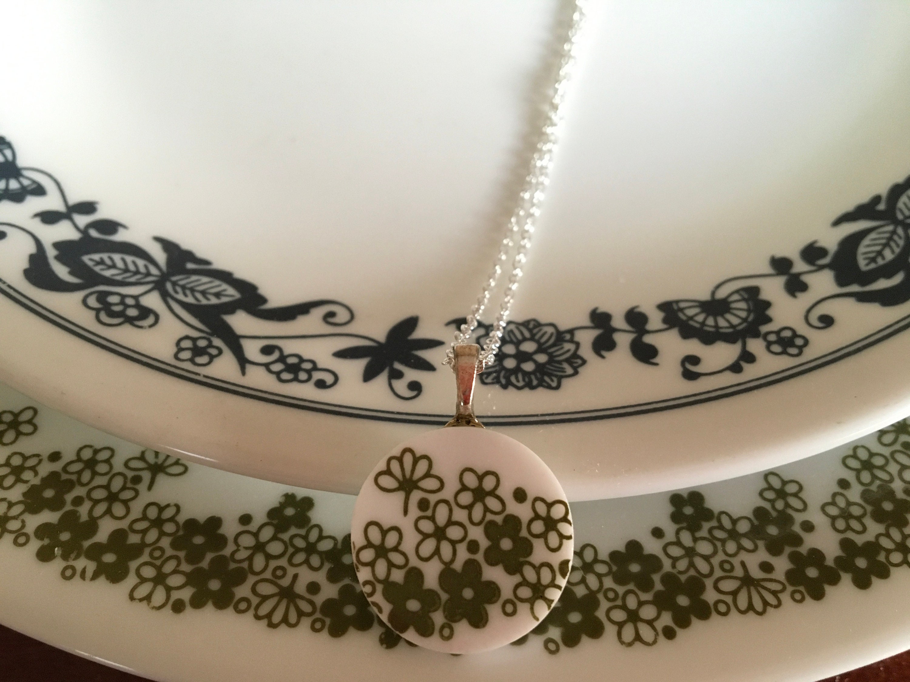 Corelle Necklace Crazy Daisy/ Spring Blossom Pendant Hand Cut From ...
