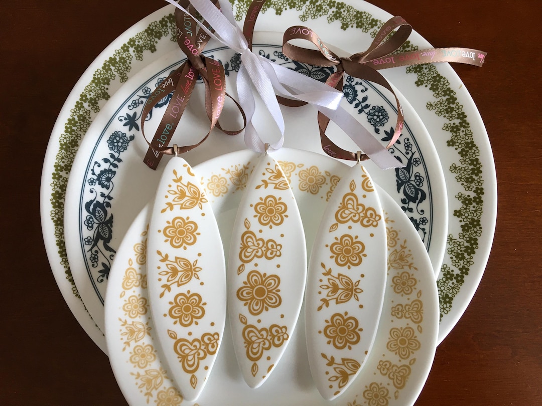 ONE (1) Corelle Christmas Ornament Butterfly Gold Vintage Corelle ...