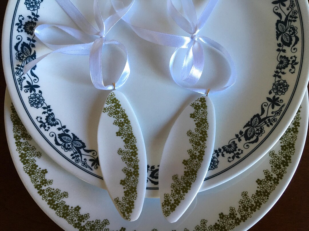 Corelle Crazy Daisy/ Spring Blossom Christmas Ornament Hand Cut From ...