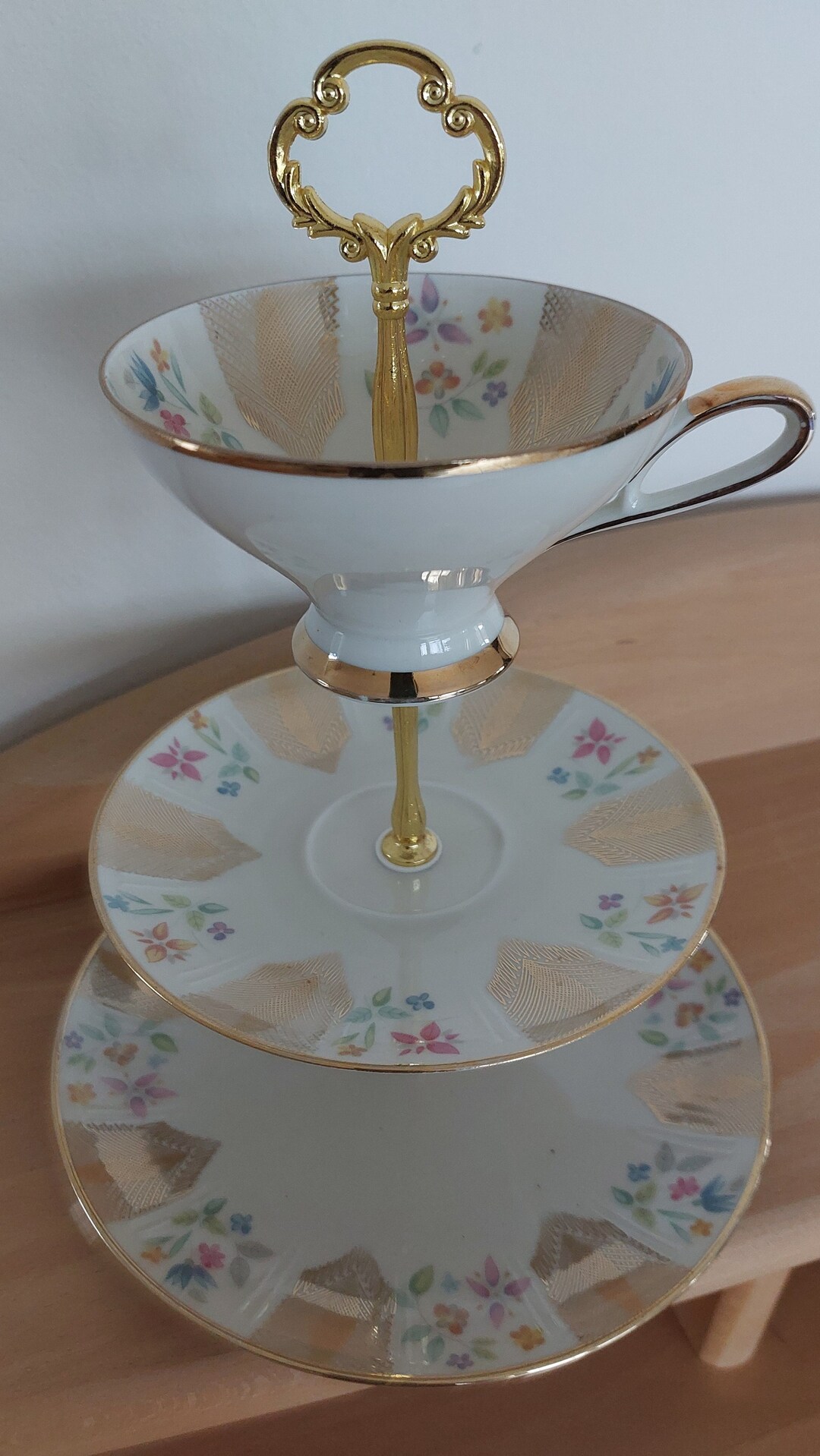 Handmade Cake Stand Made From Old Crockery - Etsy