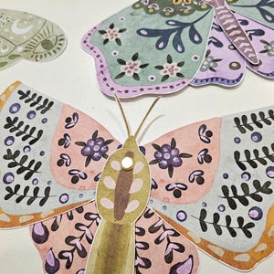 Articulated Paper Moths, Moth Paper Puppets, Printable Paper Moths, DIY ...