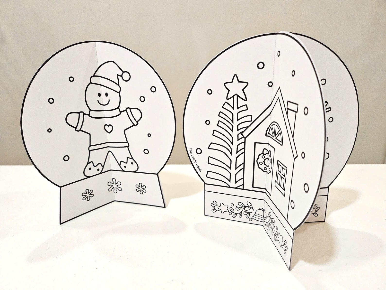 3D Paper Snow Globe, Christmas Paper Craft, Build a Snow Globe, DIY ...