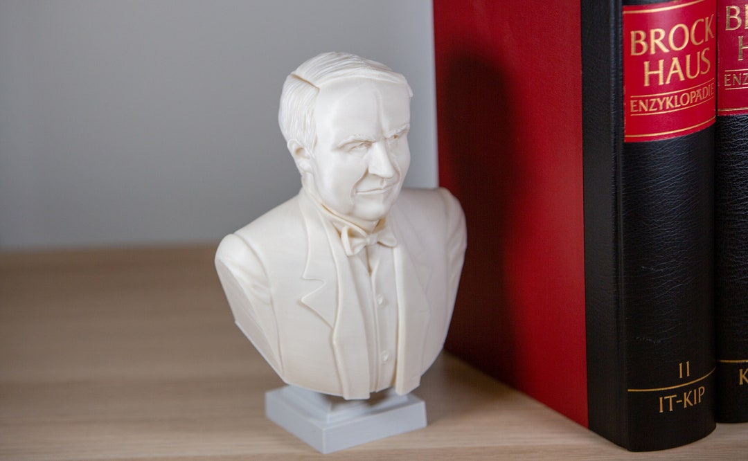 Thomas Edison the Inventor Bust Statue, Light Academia Decor, Bookshelf ...