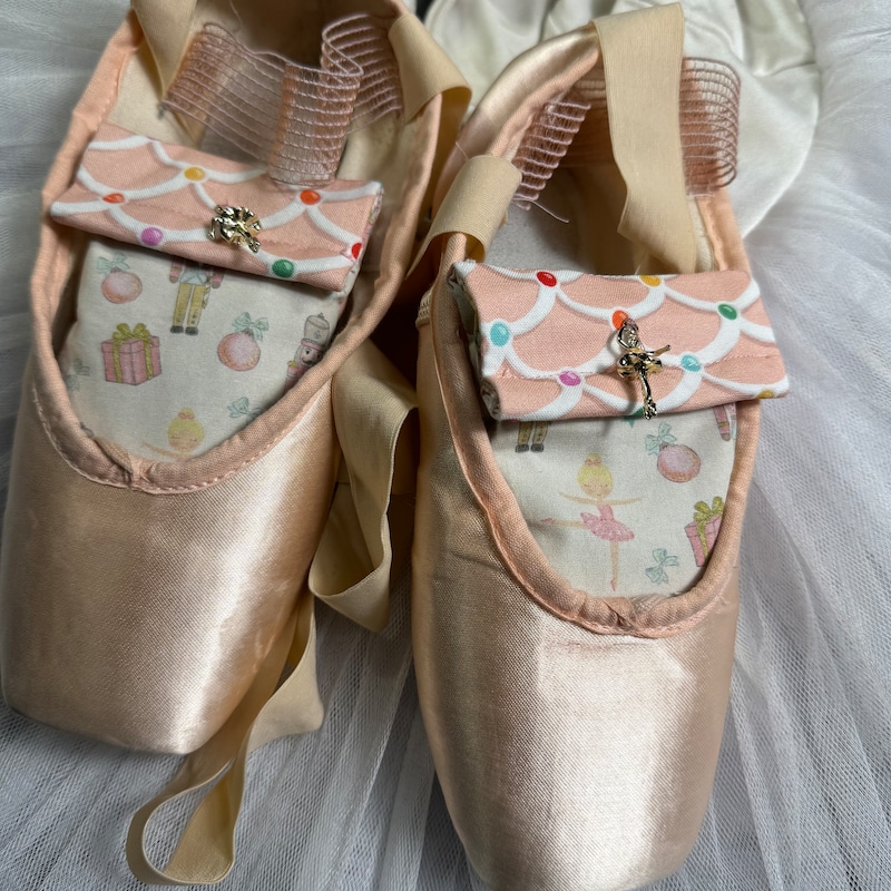 Nutcracker Pointe Shoe - Etsy