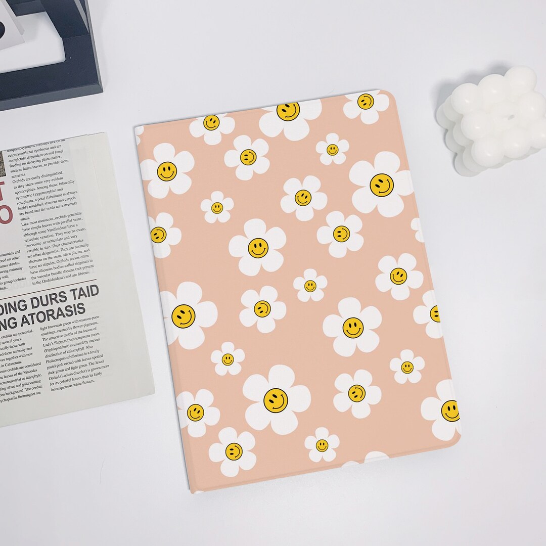 Flower Smiley Face iPad Air 5 2022 iPad 10 2022 iPad 9 Case,ipad Pro 11 ...