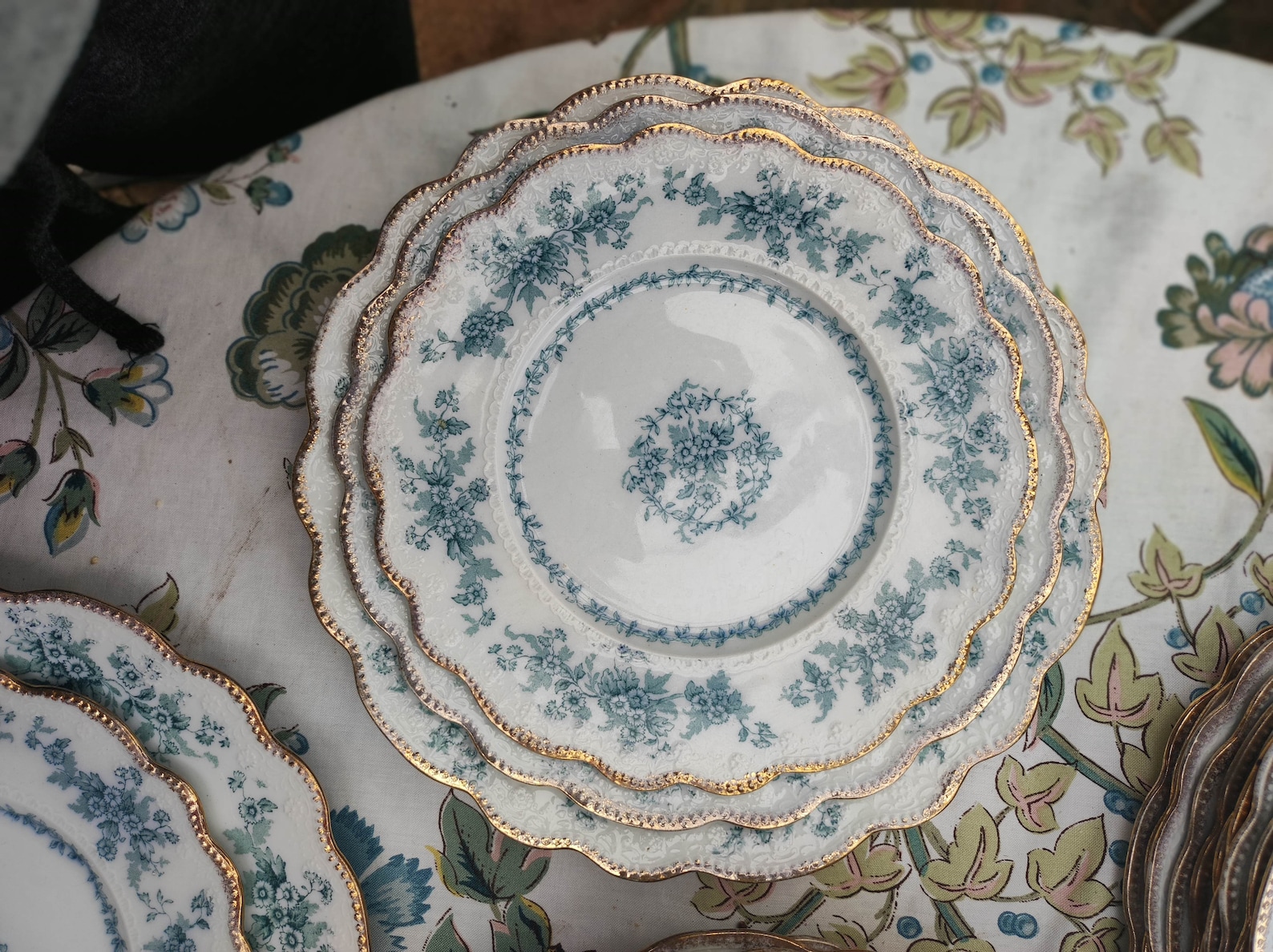 Antique Set of Dishes From the 1800s Decorated With Gold. 34 Items - Etsy
