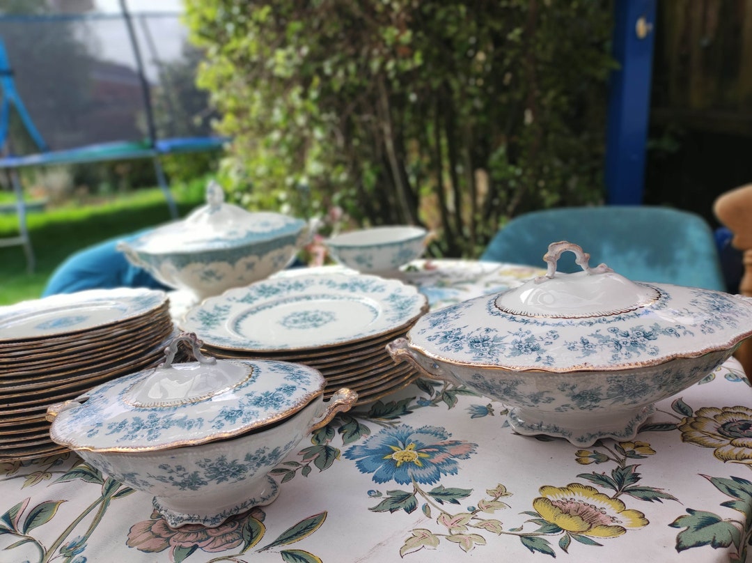 Antique Set of Dishes From the 1800s Decorated With Gold. 34 Items - Etsy